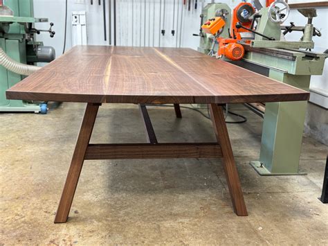 Splayed Leg Dining Table In Walnut For Sale At 1stdibs