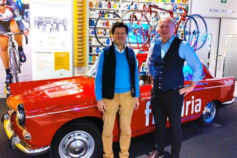 Kris Sierens En Johan Schotte Organiseren Tijdens De Ronde Van Vlaanderen Een Vip Event Briek