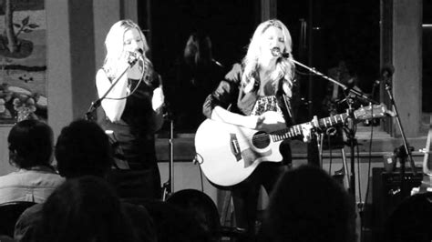 Robyn And Ryleigh Relight The Fire Live At The Blue House Blue