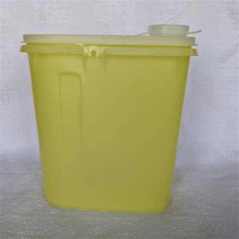 Tupperware Kitchen Tupperware Quart Juice Pitcher Poshmark