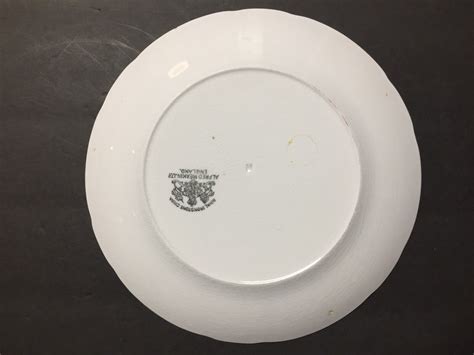 2 Vintage White Royal Ironstone China Alfred Meakin Ltd England Dinner