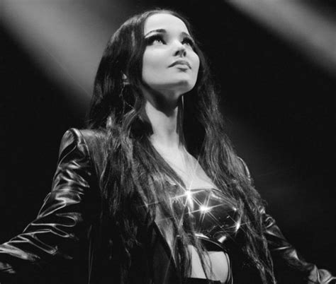 Dove Cameron R Dovecameron Fetch