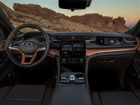 2025 Jeep Grand Cherokee Review Normandin Chrysler Dodge Jeep Ram Fiat