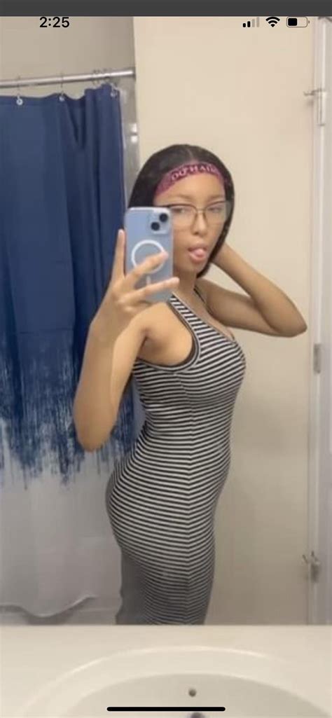 Whats My Body Shape Am I A Pear Hourglass Inverted Triangle