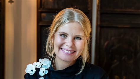 Sofie Linde Kunne Rigtig Godt Tænke Sig Det Men Det Går Slet Ikke