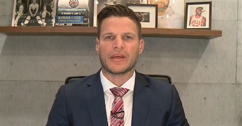 Kevin Bieksa Steps Up His Game With 3 Hilarious Photos On Hnic