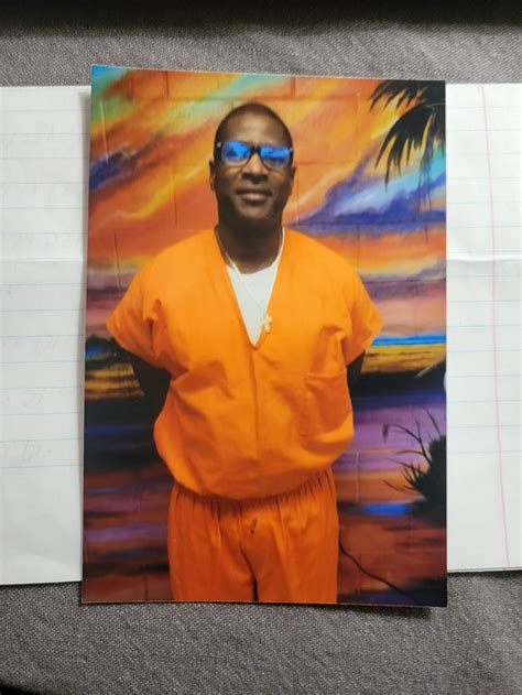 Sean Smith Loveaaprisoner