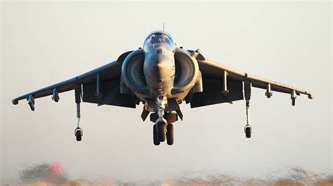 Meet The Av 8b Harrier The Us Marines Premier Jump Jet 19fortyfive