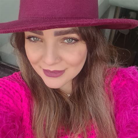 درباره ما گالری هنری مهتاب حمیدی