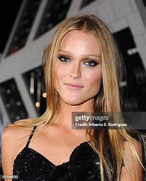 Urb Photos And Premium High Res Pictures Getty Images