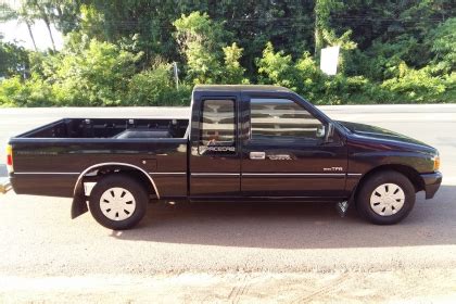 1992 Isuzu Tfr Space Cab Pickup 13858902