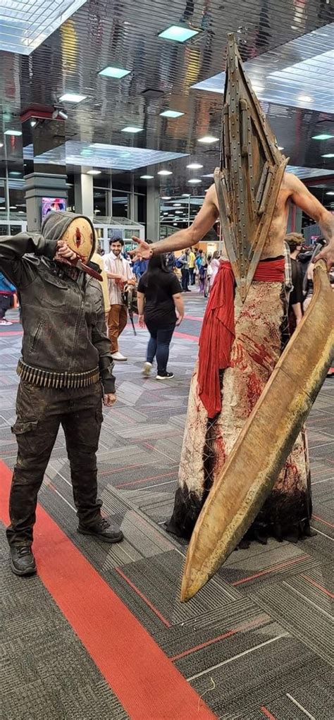 Pin By Diego Corella On Simbolos Alquimicos Pyramid Head Cosplay