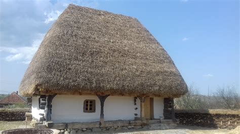 Via Cluj Tv Cum A Fost Salvată Casa Pe Care Locuitorii Din Cizer Au