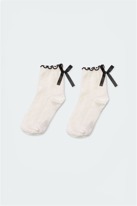 Frill And Bow Socks Sale Edikted Us Outlet