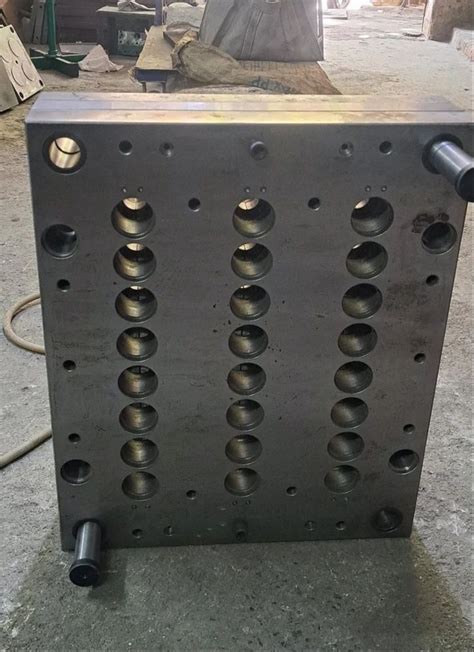 Hot Runner Injection Mold At ₹ 150000piece Hot Runner Injection Mold