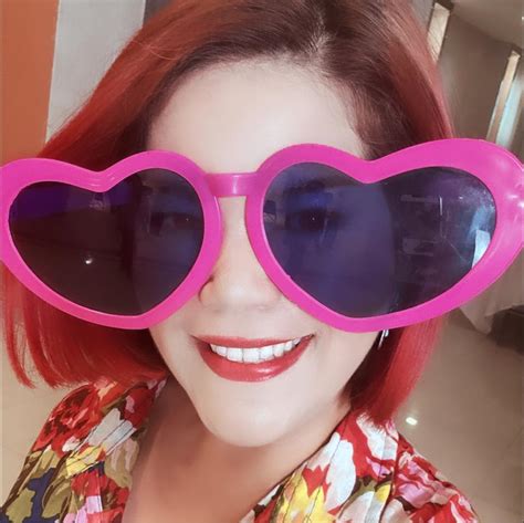 Learning Thai With Kruu Wee Feel Sick รู้สึกไม่สบาย Rúu Sèuk Mâi Sà Baai Have A Fever