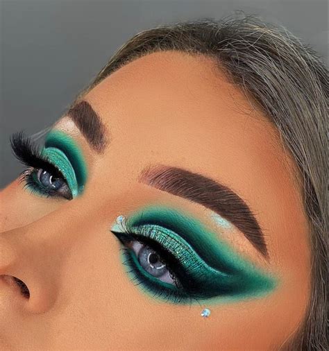 Pin De Yudith Rocha En Makeup Maquillaje De Ojos Maquillaje De Ojos