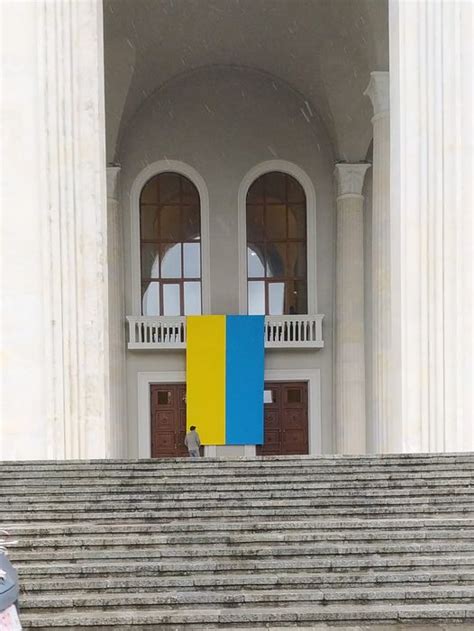 ”იმედია ამ ჟესტისთვის ქალბატონი წულუკიანი არ დაითხოვს სამხატვრო ხელმძღვანელს თანამდებობიდან