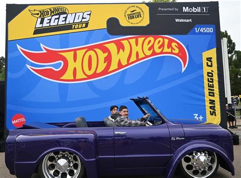 2025 Hot Wheels Legends Tour