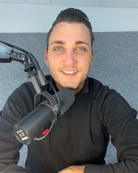 Corporateinfluencer Kevin Scheuing 40 Kommentare