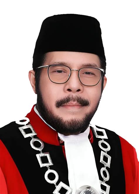 Anwar Usman Pejabatid
