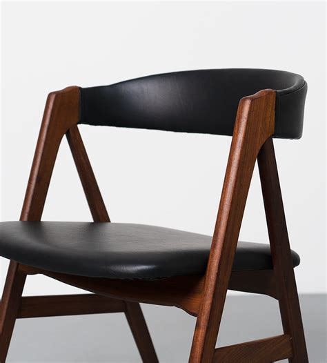 Thomas Harlev Model 205 Chairs Set Of 6 Kollect