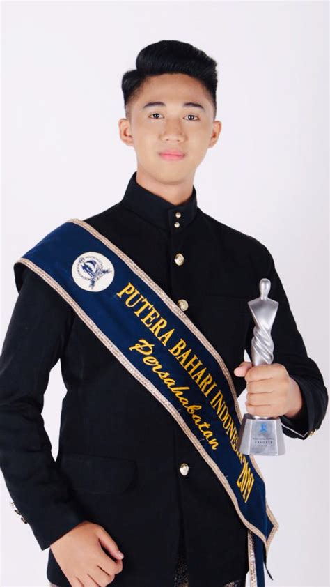 Mengenal Sosok Rinaldi Nur Ibrahim Pemuda Asal Bone Dengan Segudang