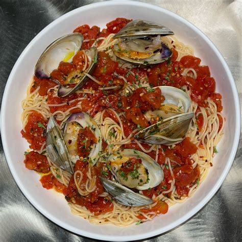 Linguine With Authentic Italian Red Clam Sauce Recipe Clam Sauce Ingredients Recipes Red