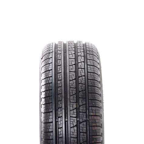 Set of (4) New 215/65R16 Pirelli Scorpion Verde 102H - 11/32 | Utires