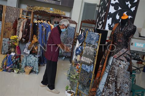 Pameran Kriya Batik Sleman Antara Foto
