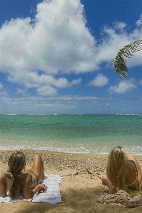 Hawaii Beach Girls Hawaii Beaches North Shore Hawaii Visit Hawaii