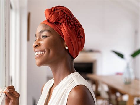 How To Manifest With Tiktoks Lucky Girl Syndrome Trend