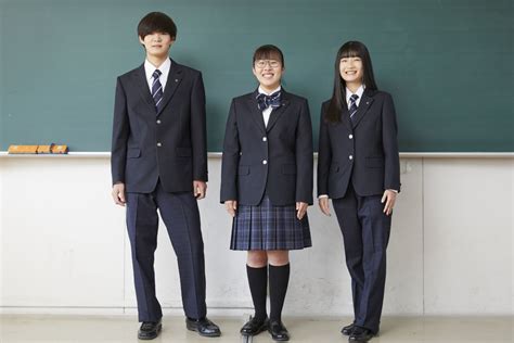 制服紹介 大阪緑涼高等学校