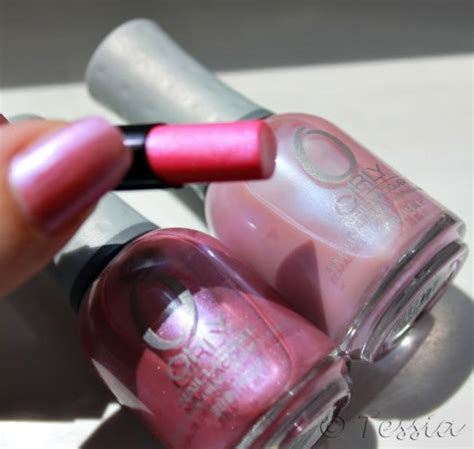 Помада Shiseido Shimmering Rouge РК 407 и дуэт Orly Sugar Plum 40383
