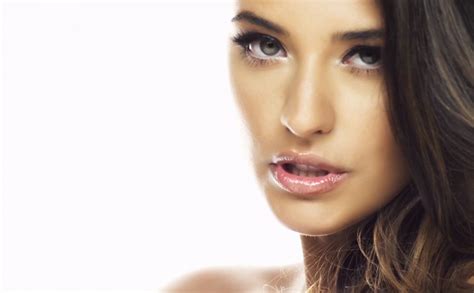 Pictures Of Antonia Dorian