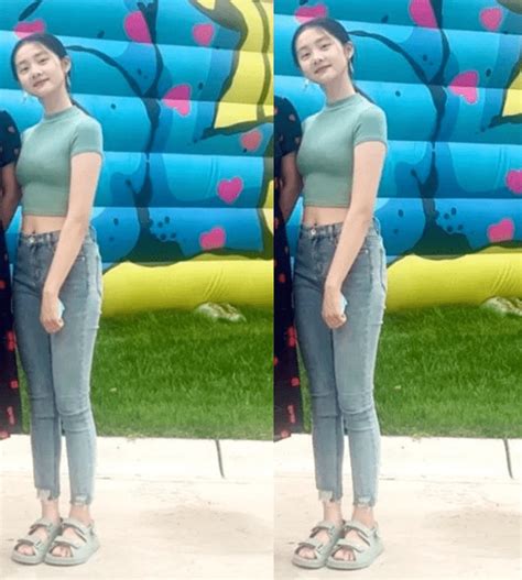 16岁黄多多身高接近1米7 穿露脐装身材高挑显火辣 搜狐大视野 搜狐新闻