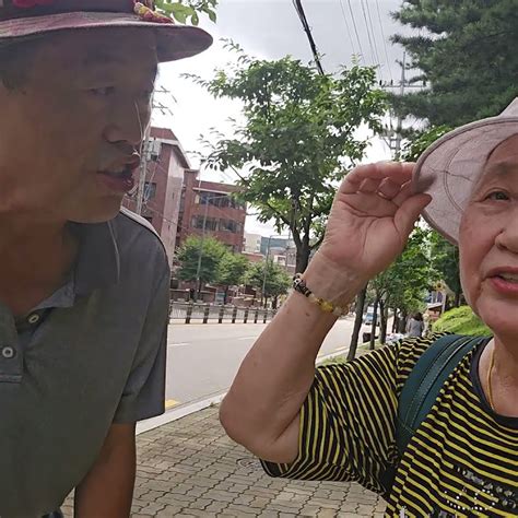 90세 할머니 와 웃음 실버동건 토크 Youtube