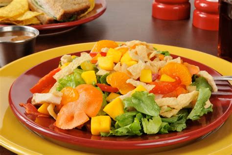 Salada Tropical Aprenda A Fazer Essa Delícia Com Poucos Ingredientes