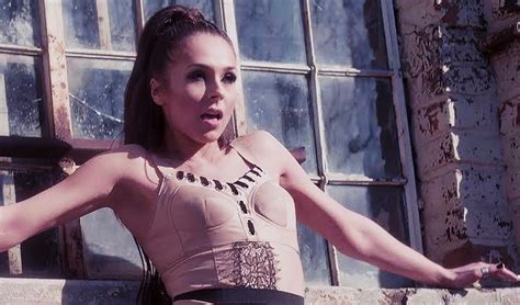 Yanka A Lansat Videoclipul Melodiei „jungle“ Trăiește Muzica