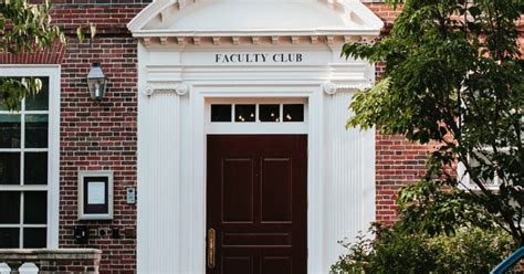 Multilingual Online Learning Courses For Global Enterprises