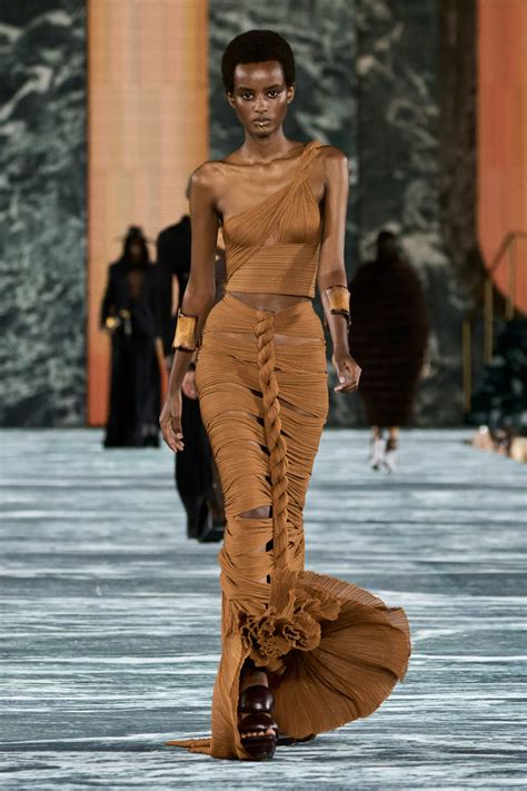 Balmain Spring 2023 Ready To Wear Collection Artofit