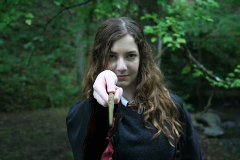 Mousequietmouse Hermione Granger Cosplay Photo Saintseiyacos