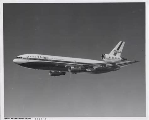 United Airlines Douglas Dc 10 Friend Ship Large Vintage Original