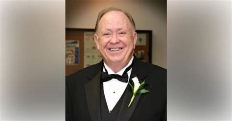 Douglas A Robison Leesburg