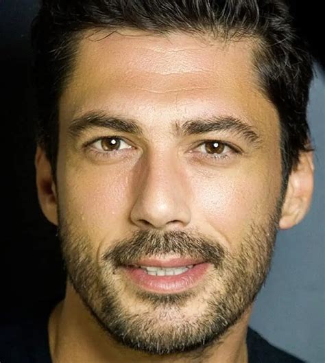 Arka Sokaklar Komiser Mehmet Kimdir Pamir Pekin