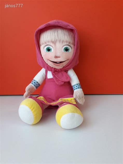 Eredeti Mása és A Medve Mása Baba Mese Szereplő Figura Masha And The Bear Nagy 42 Cm Es Extra