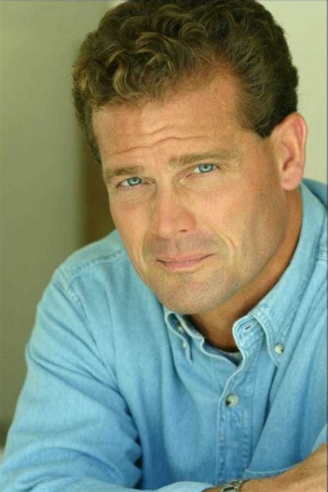 Jon Edwin Wright Elfinalde