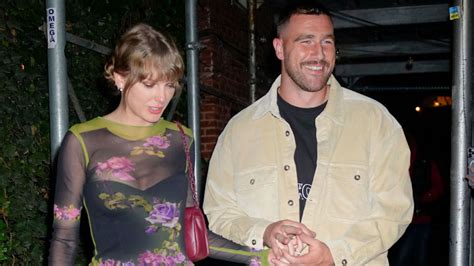 Taylor Swift Reportedly Love Travis Kelces Dad Bod