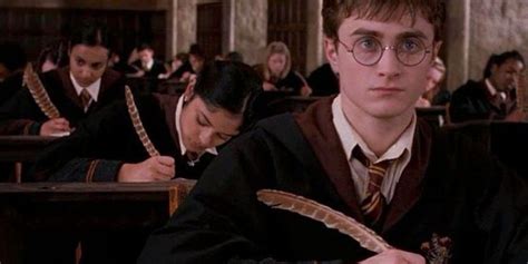 Harry Potter The 7 Best Things About Hogwarts And 7 Worst