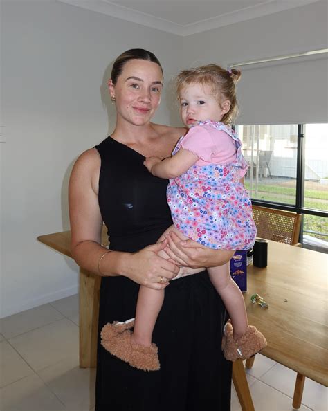 Danielle Mitchell Daniellejmitchell • Instagram Photos And Videos